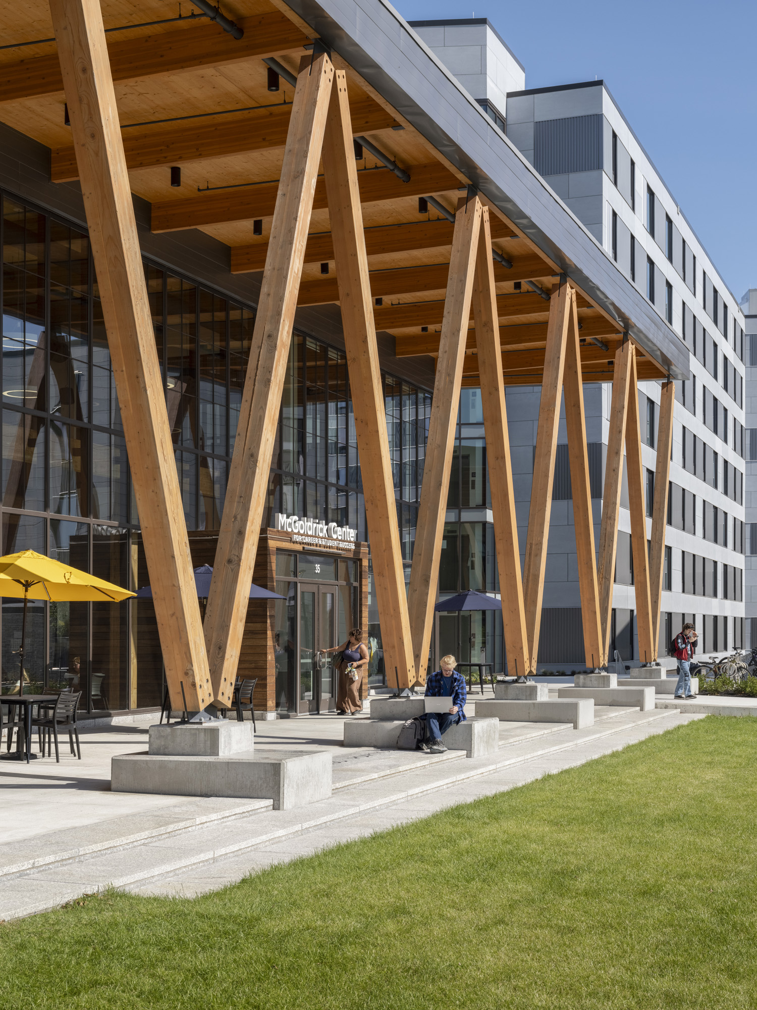 USM Portland Commons and Student Success Center - PC Construction